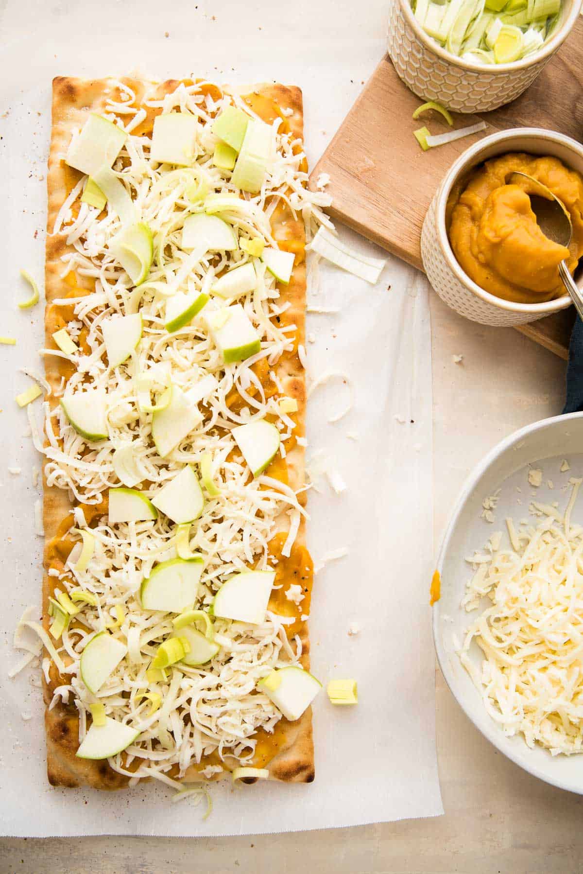 Autumn Squash Flatbread with Apple and Leeks - Hunger Thirst Play