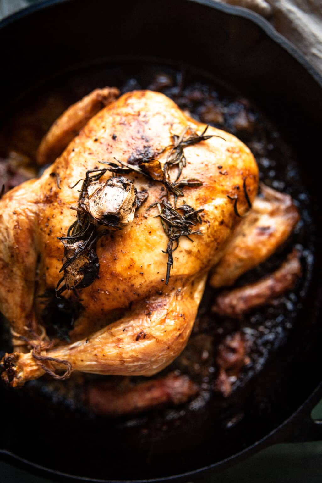 Perfect Cast Iron Roast Chicken (with Pan Gravy!) - Hunger Thirst Play