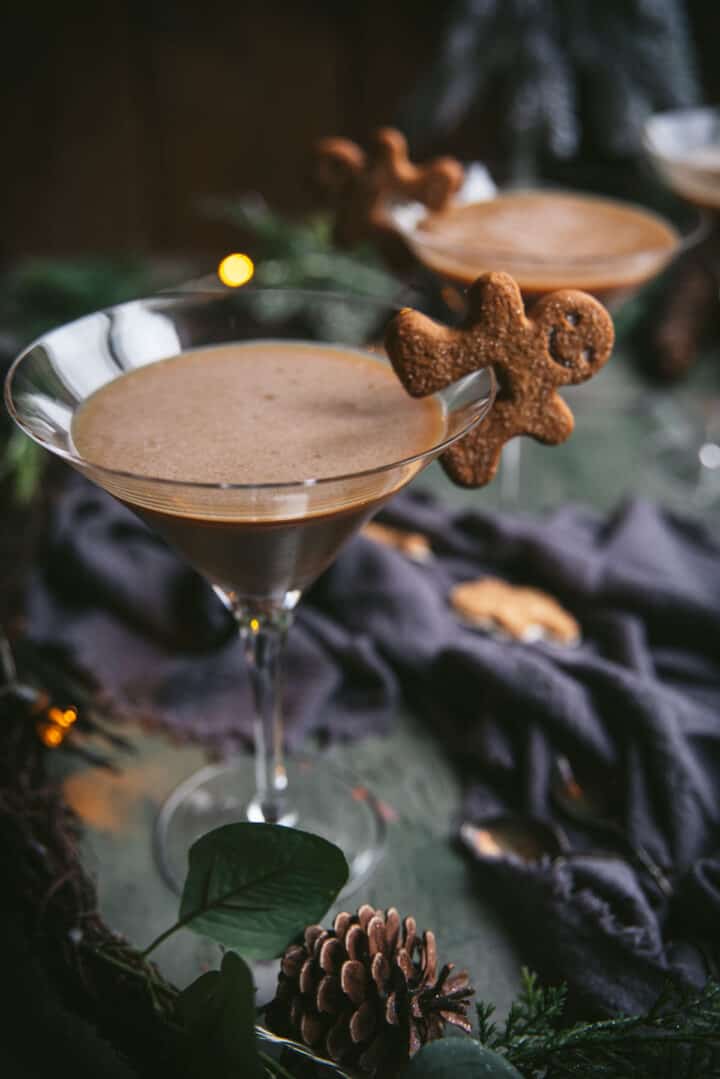 Gingerbread Espresso Martini - Hunger Thirst Play